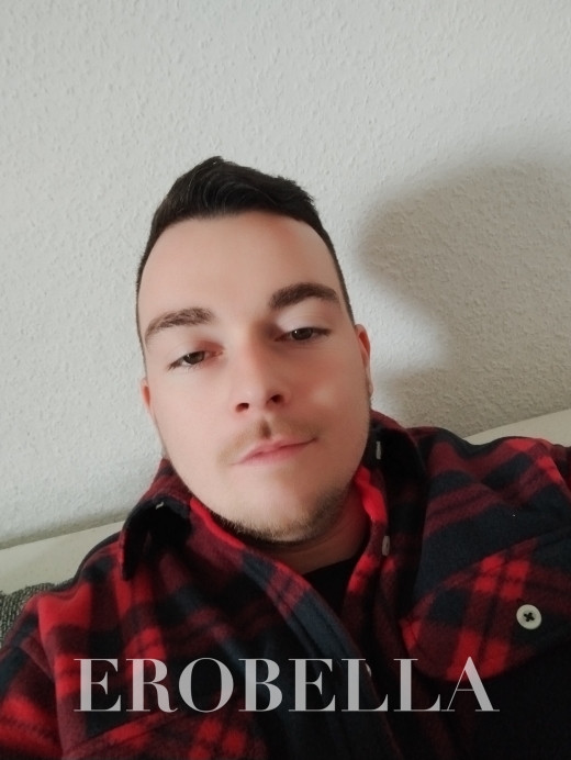 WhaatSven in Berlin - 017674822687 | Erobella